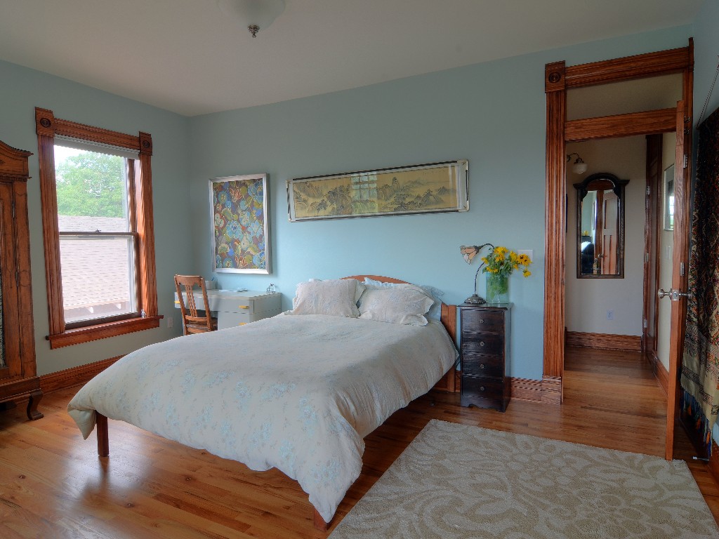 Second Floor Suite – The Frye House